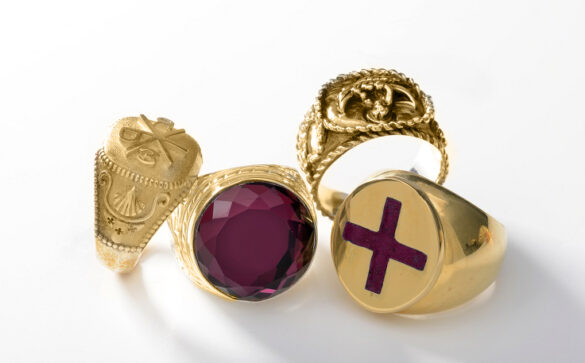 6 Interesting Facts About Bishop Rings In Christianity - Pope Web ...